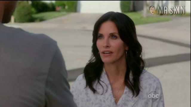 Cougar Town 2009 2015 Sexiest Scenes Top Clips And Sexiest Pics Mr Skin